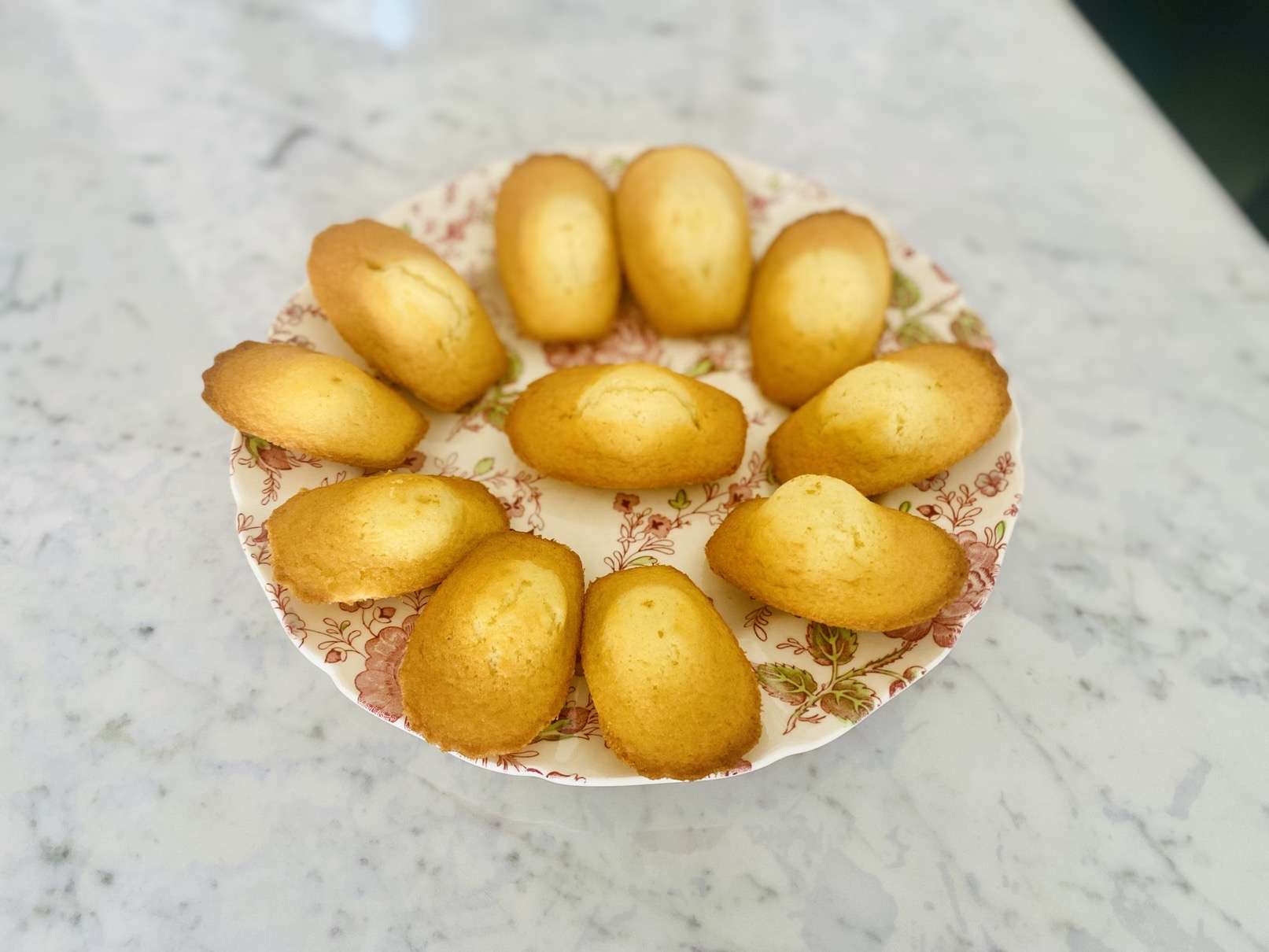 Box Enfants Madeleines - Box de Pâtisserie Casher - Kraïkankis By ...